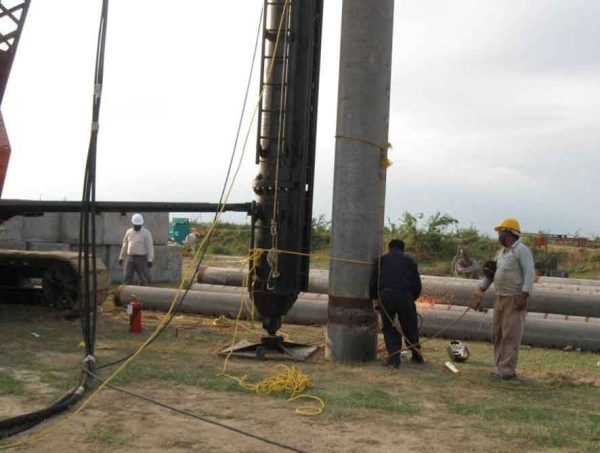 Mengenal Apa Itu Spun Pile Kelebihan dan Kekurangannya - Supplier Beton Cor